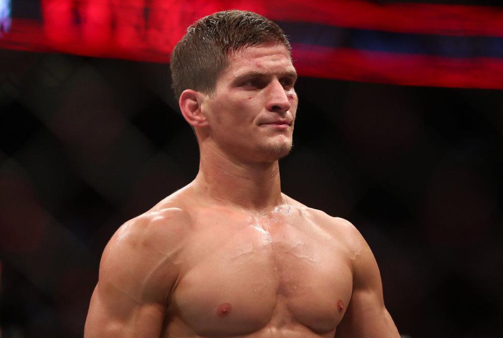 Мовсар Евлоев – Алджэмейн Стерлинг: UFC 310, полулёгкий вес, прогноз | ODDS